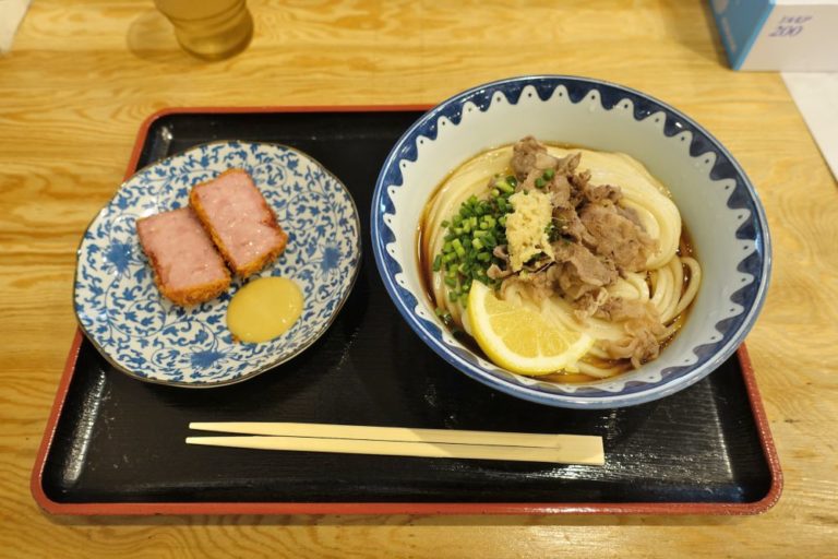 大阪讃岐うどんの美味しい店！難波にある「き田たけうどん」
