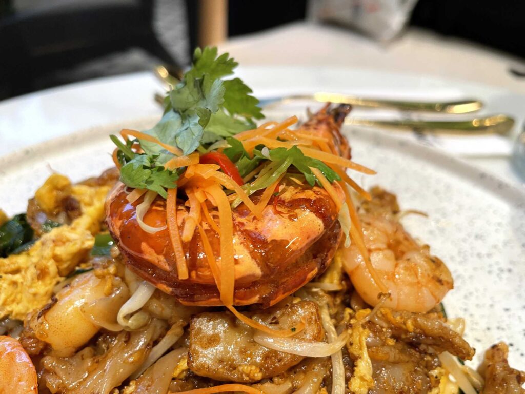 マレーシア料理が美味！お洒落なカジュアルレストラン POKOK Lalaport