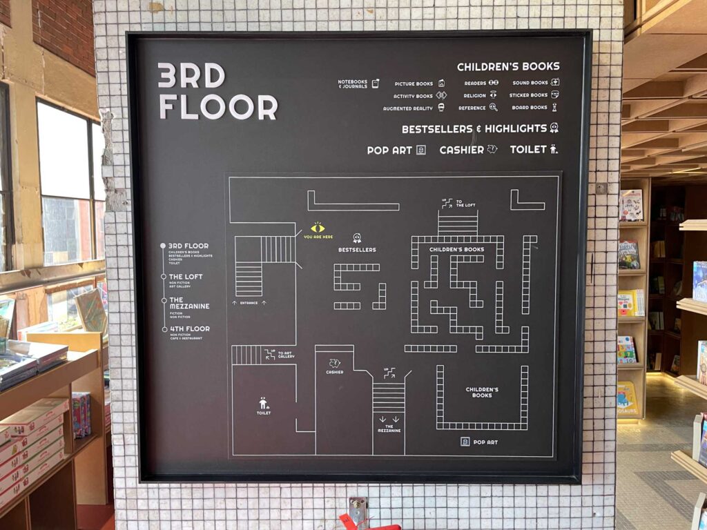 マレーシアKLにある迷路の様な「書店」が面白い！REX KL BookXcess